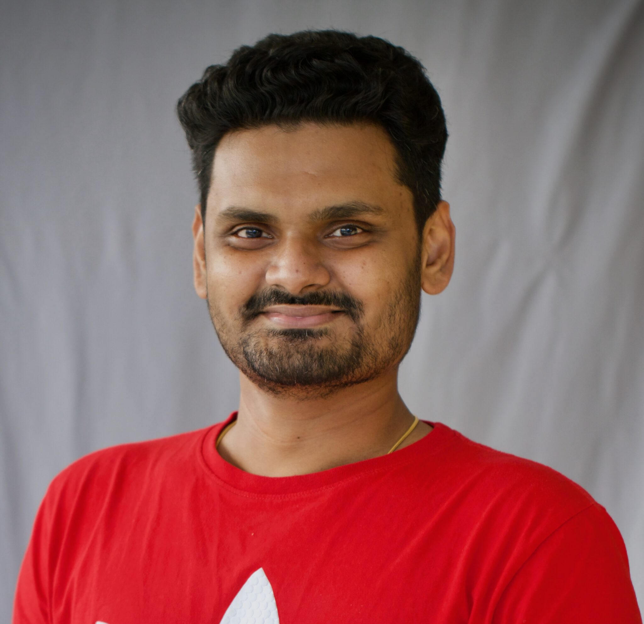 To ETL or Not to ELT: Choosing the Right Approach for Data Processing and Management Sahaj Software